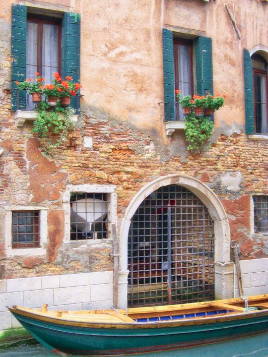 Venice Boat House | Shutterbug